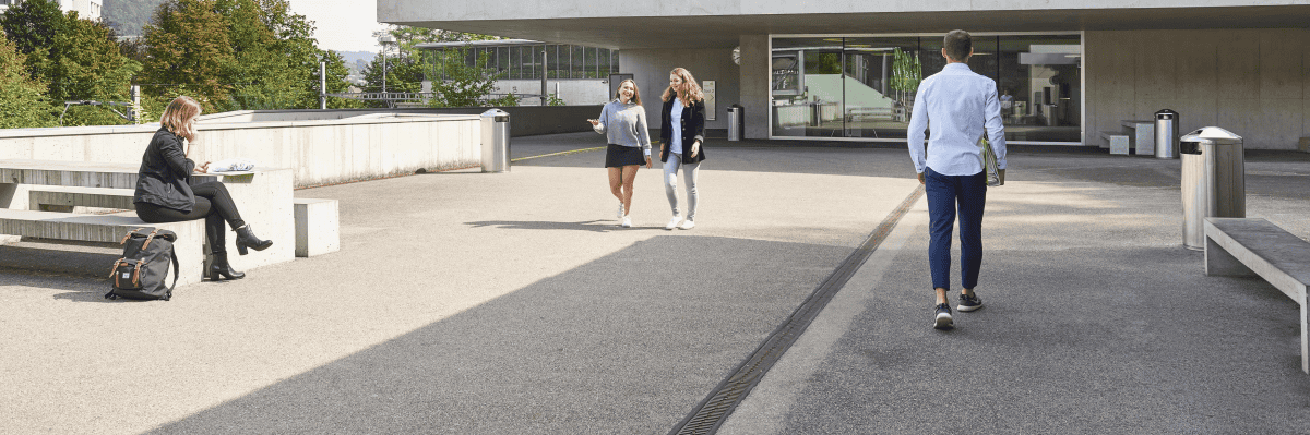 Sachbearbeiter*in Grundbildung 80 - 100 % poste chez zB. Zentrum ...